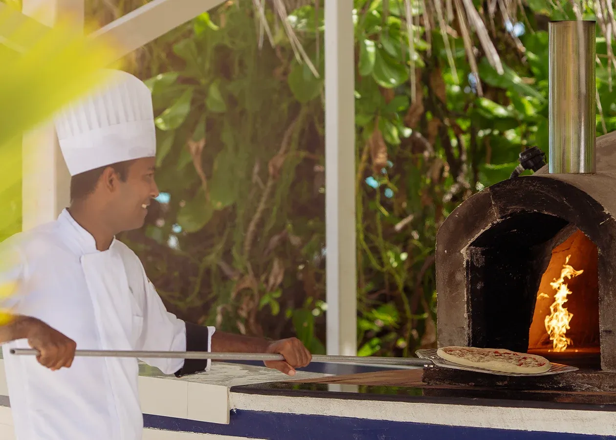 Savor Authentic Italian Pizza | Baglioni Resort Maldives